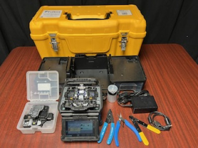 AFL Fujikura 90S+ Core Alignment Fusion Splicer and AFL CT-50 Fiber ...