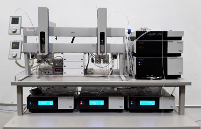 Thermo Fisher Scientific Dionex Transcend II LX-4 Liquid Chromatographs ...